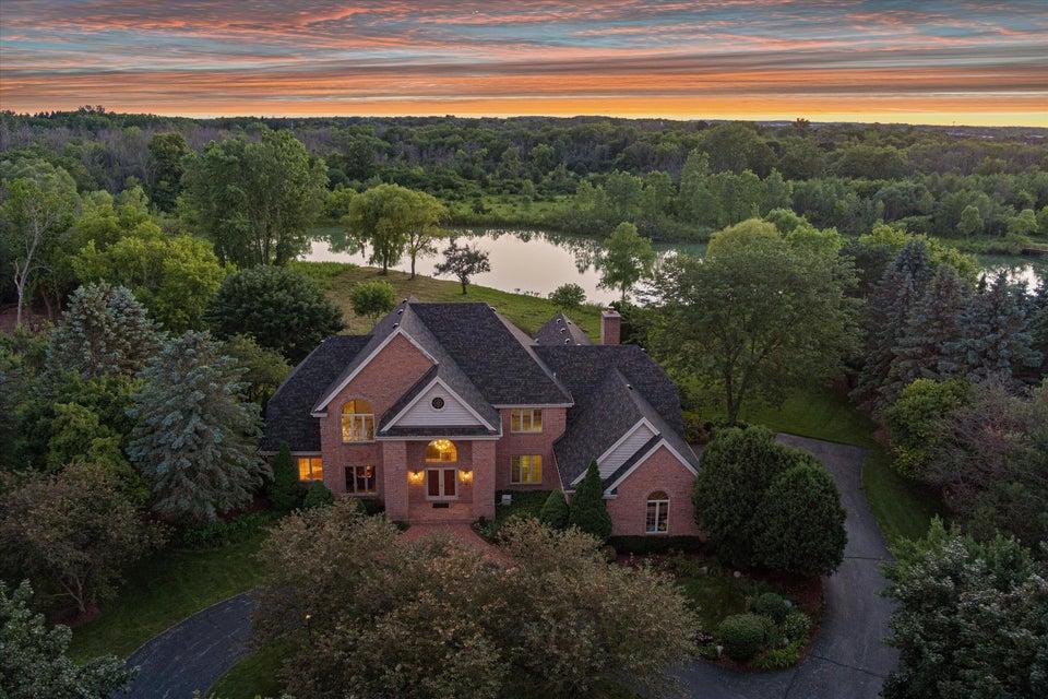 Why River Hills, Wisconsin Is One of Milwaukee’s Most Exclusive Places ...