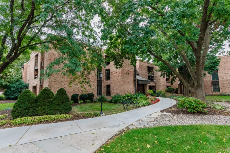 Shorewood, WI Properties for Sale